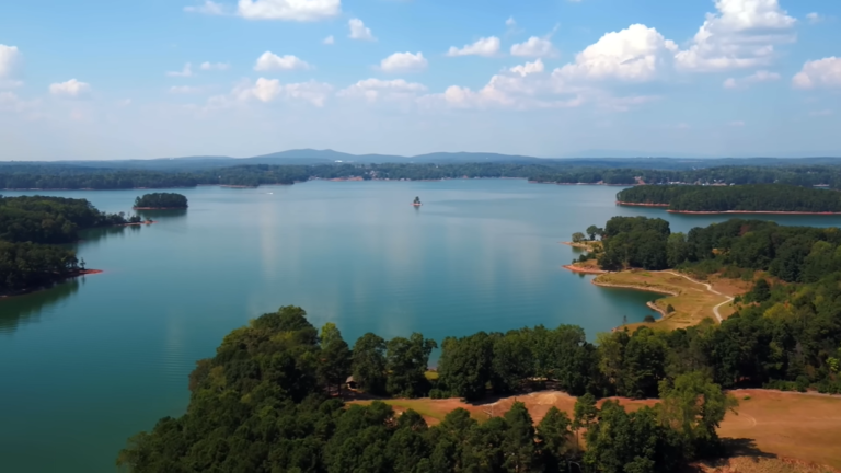 Lake Lanier: Location, Size, Recreational Activities, History, Islands ...