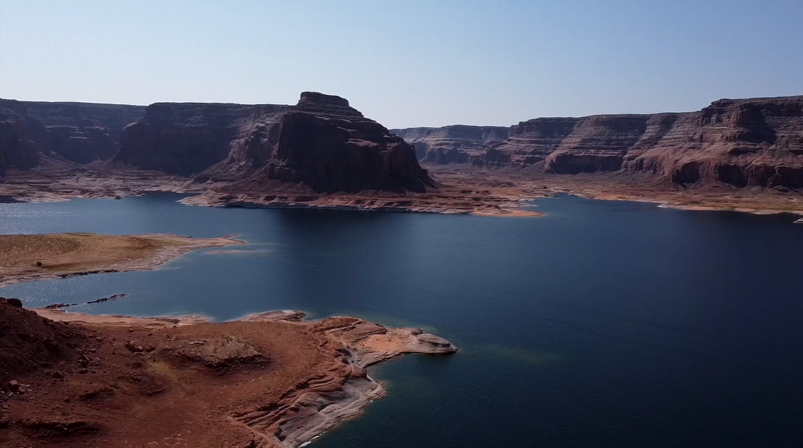 Lake Powell: Location, Size, Formation, Recreational Activities ...